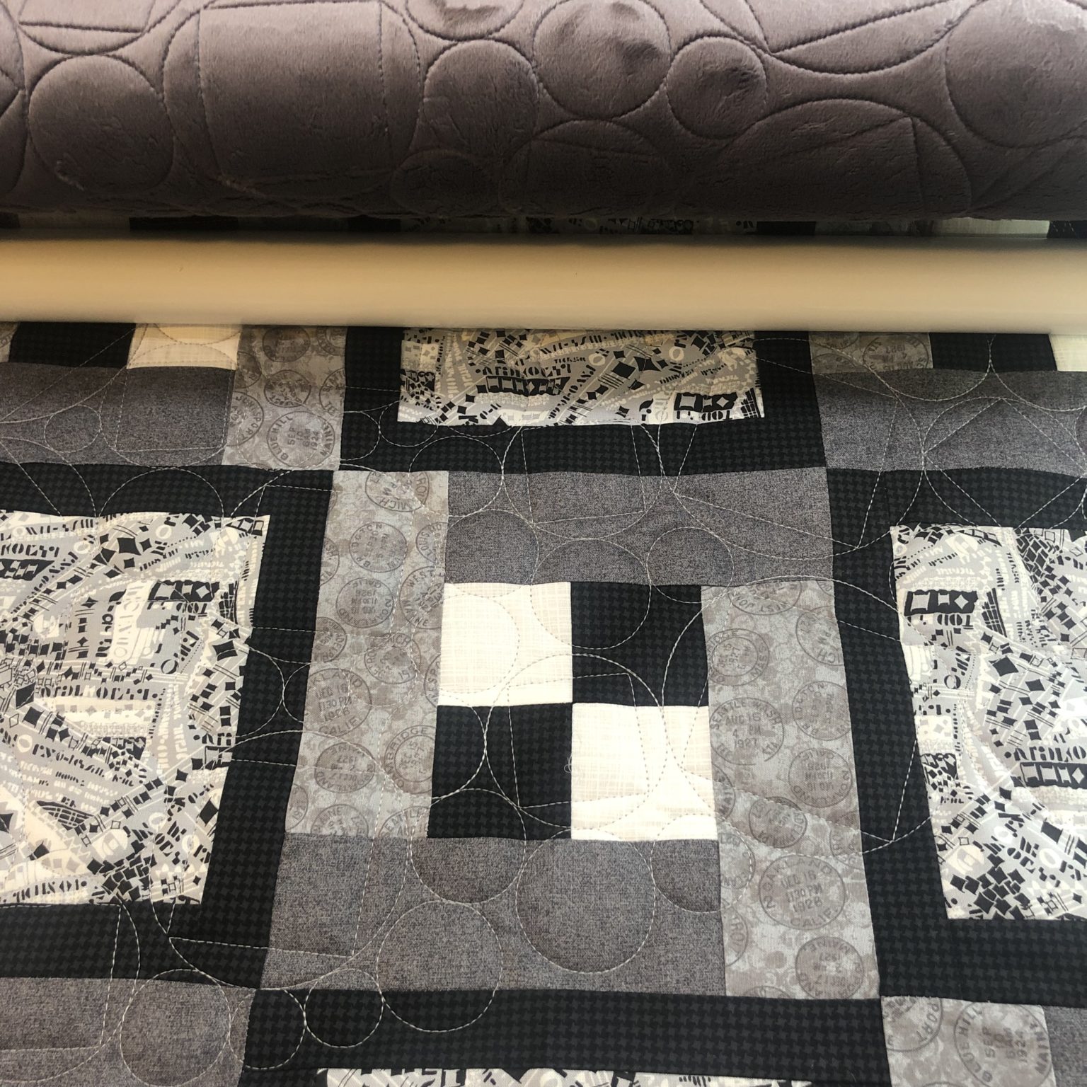 Square Pegs and Bubbles Edge to Edge - Pro-Stitcher