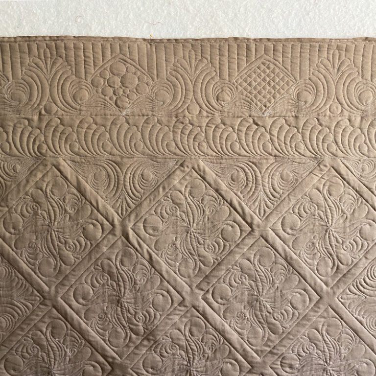 Crested Crane Border with Pebbles - Pro-Stitcher